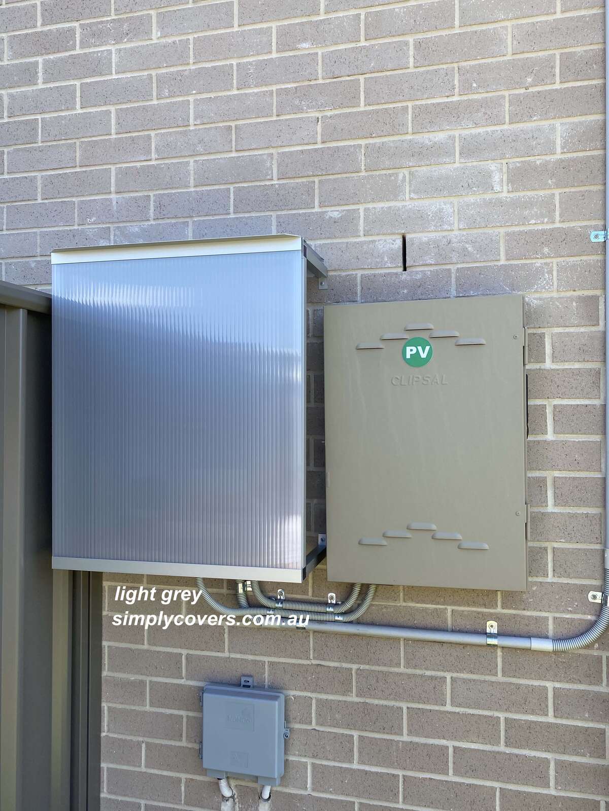 Solar Inverter Cover 77cm H x 70cm W x 26cm D (Light Grey) - Simply Covers